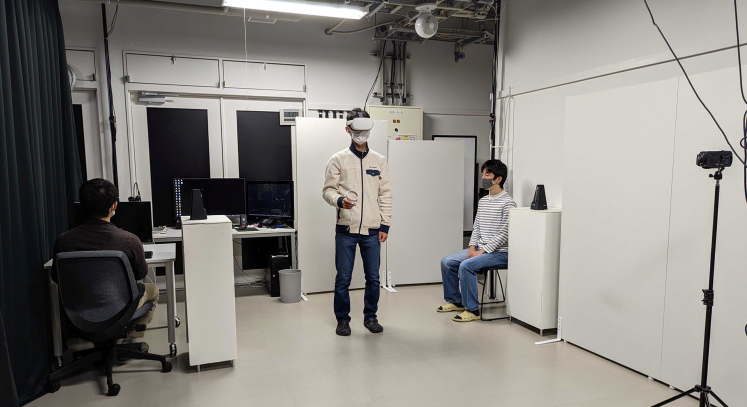 Visual-Auditory Redirected Walking using Auditory Cues in Real/Physical ...